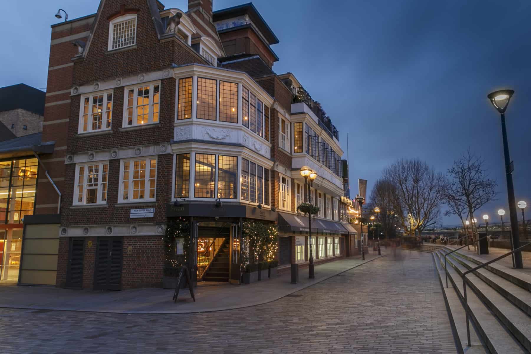 New Romeo & Juliet Inspired Afternoon Tea at the Swan - Bankside London